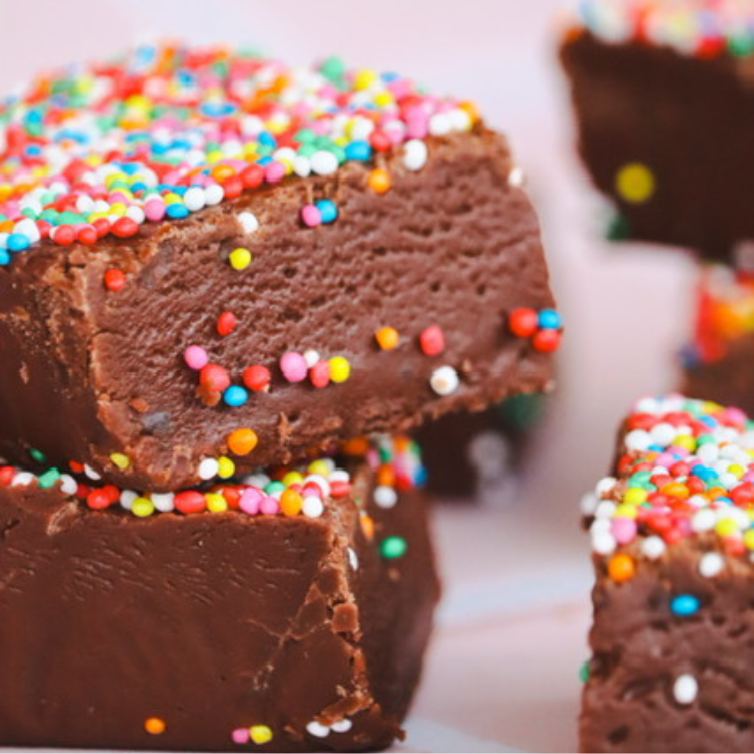 Smoochie's Fudge & Ice Cream.